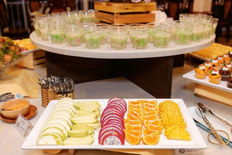 Saigon: Private table on board in a Luxury Cruise - Practical Details and What to Expect