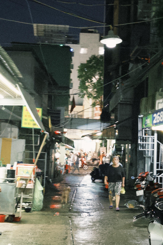 Saigon: Street Food Tour and The Local Life - Key Points