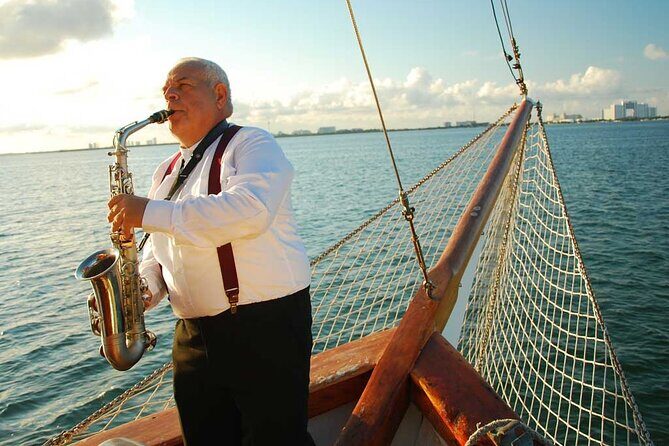 Sail Under Light of the Moon & Enjoy a Romantic Dinner in Spanish Galleon - Real Traveler Perspectives