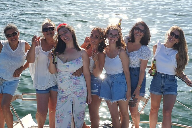 Sail with Alf and Rita - Sunset boat cruise in Lisbon. - FAQ
