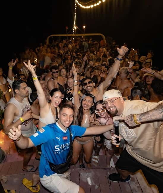 Sailaway Phuket Boat Party - The Social Scene and Crowd