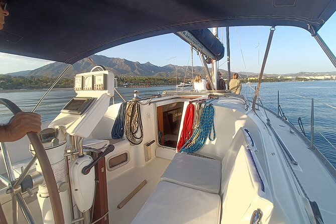 Sailboat ride in Marbella from Puerto Banús - FAQs