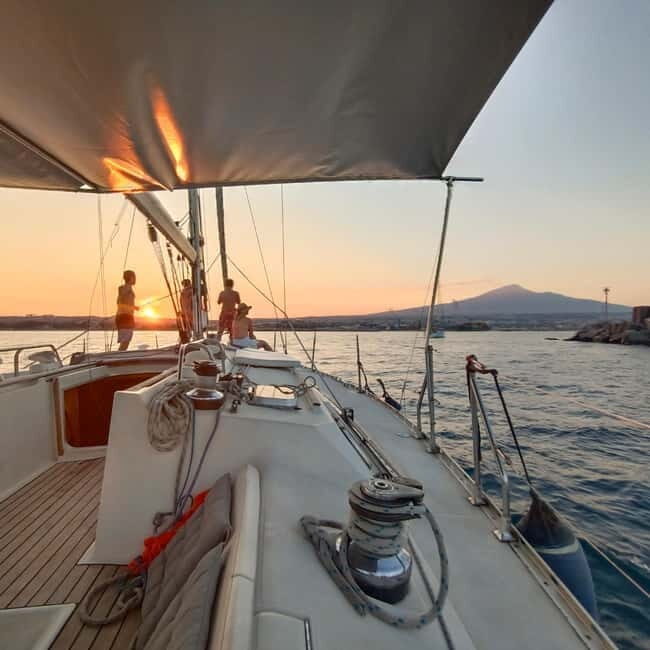 Sailboat Tour with Apertif in the islands of the cyclops - Key Points