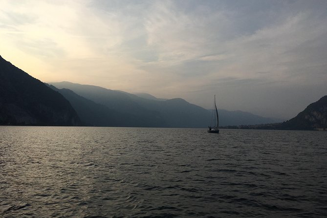 Sailing at Sunset on Lake Como: How to escape from daily routine - Practical Tips for Your Sunset Sailing