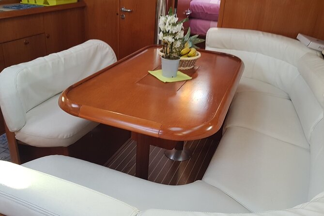 Sailing boat from Santa Teresa di Gallura to the Maddalena Archipelago - FAQ