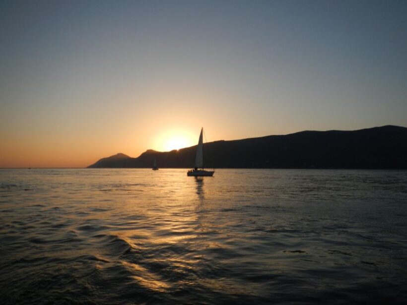 Sailing boat sunset in Setúbal - The Experience in Detail