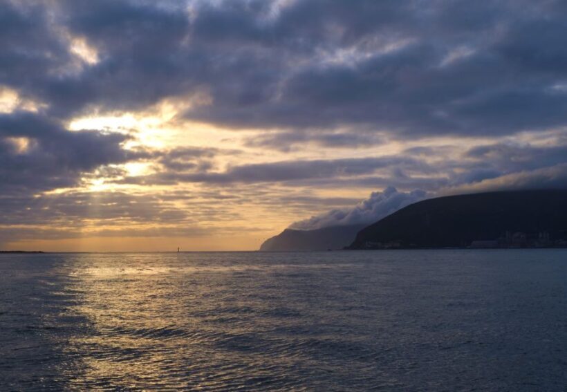Sailing boat sunset in Setúbal - FAQ