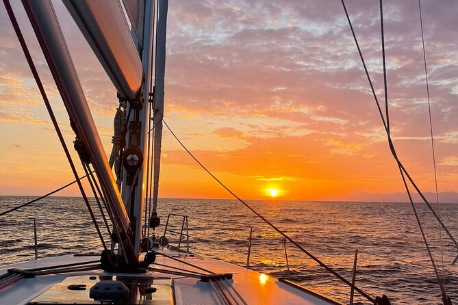 Sailing boat with aperitif at sunset in Cilento - Who Will Enjoy This Tour?