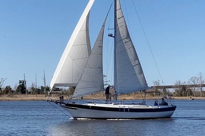 Sailing Charters in Wilmington - Personalized and Relaxing Atmosphere