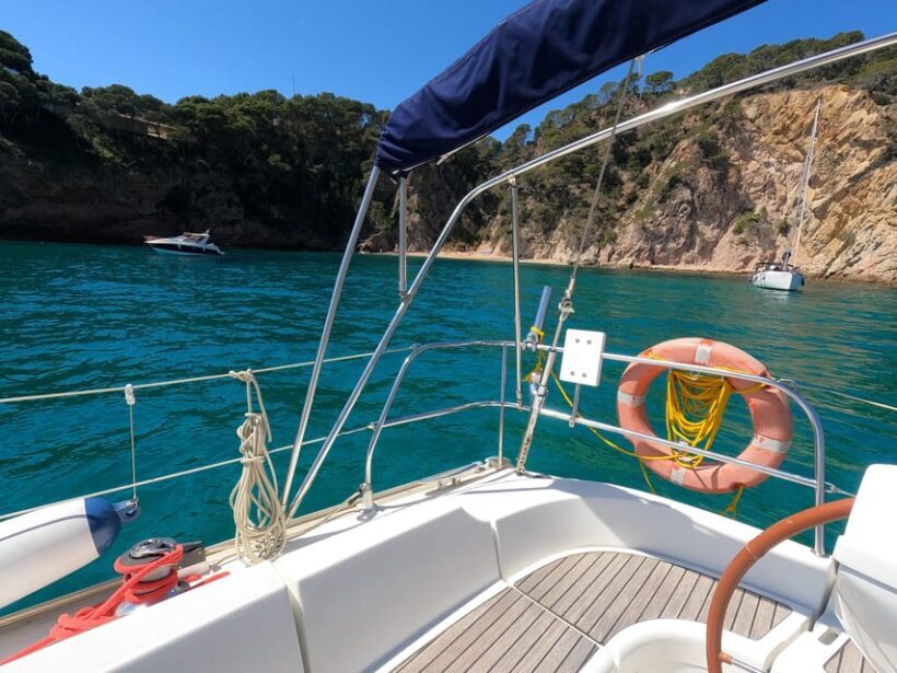 Sailing experience 4 hours in Platja d'Aro - Who Should Consider This Tour?