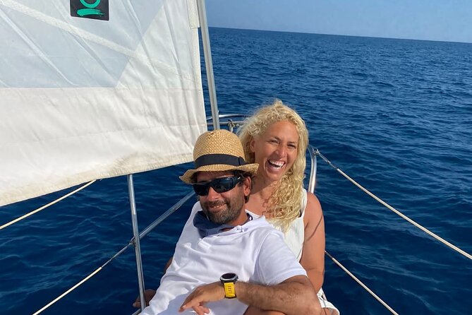 Sailing experience on a 4-hour sailboat in Girona - FAQs