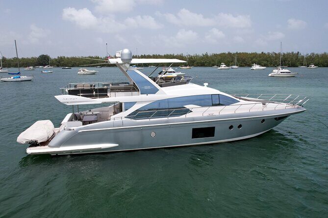Sailing into the sunset on a personalized luxury Yacht Charter - Introduction to the Cruise
