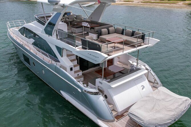 Sailing into the sunset on a personalized luxury Yacht Charter - Why This Yacht Tour Stands Out