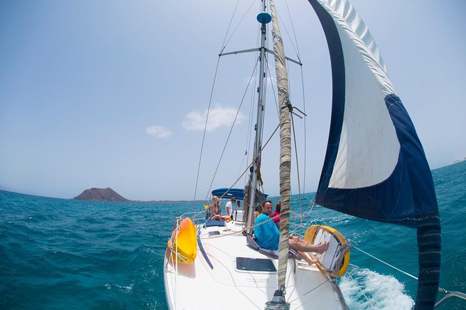Sailing Tour Around the Lobos Island Natural Park / 4h - Booking and Reservation Details