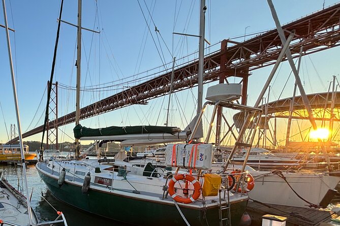 Sailing Tour in a Classic Boat - What to Expect on Your Sailing Tour