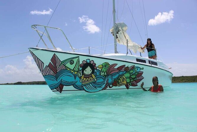 Sailing Tour through the Laguna de los Siete Colores - What’s Included and How It Works