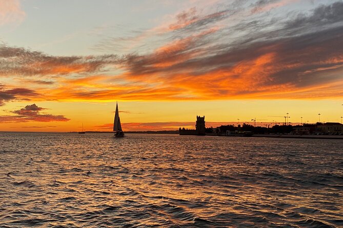 Sailing tour to the sunset in Lisbon - Introduction: A Scenic Sunset on Lisbon’s Waters