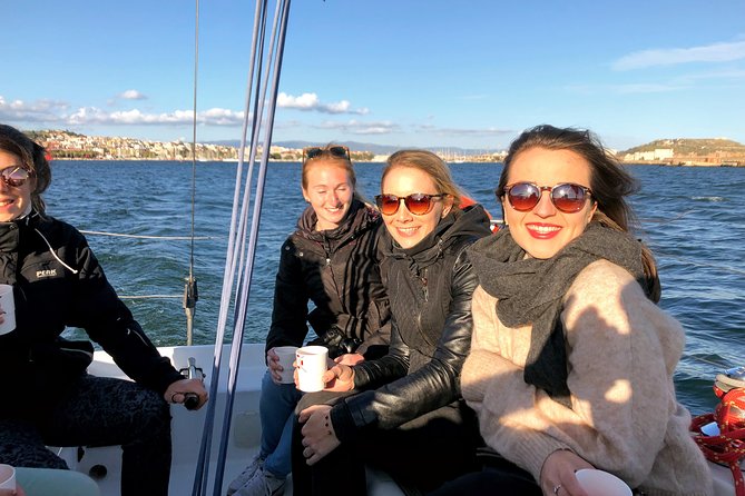 Sailing Towards the Devils Saddle - Traveler Experiences and Highlights