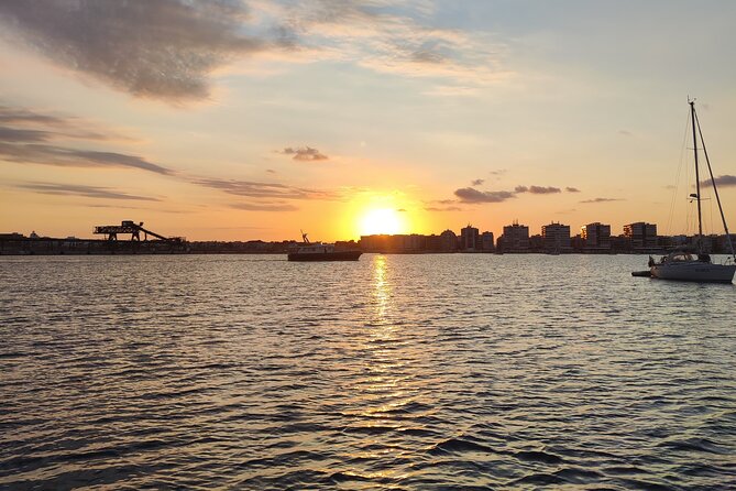 Sailing With Sunset and Swimming in the Sea - Onboard Amenities for a Comfortable Journey