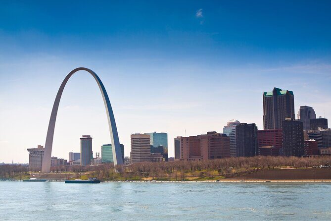 Saint Louis Private Custom Walking Tour with a Local Guide - The Itinerary: What to Expect