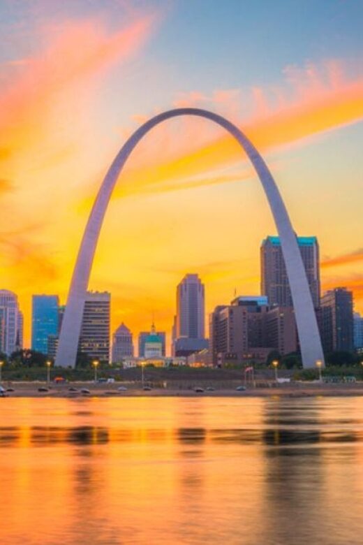 Saint Louis: Private Romantic Tour in The City of Love - FAQs
