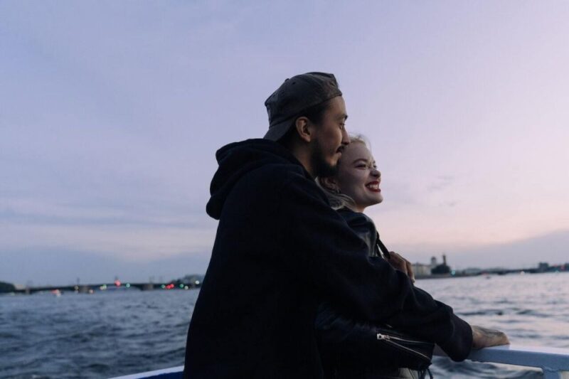 Saint Louis: Romantic Tour in The City of Love - Practical Details and What to Expect