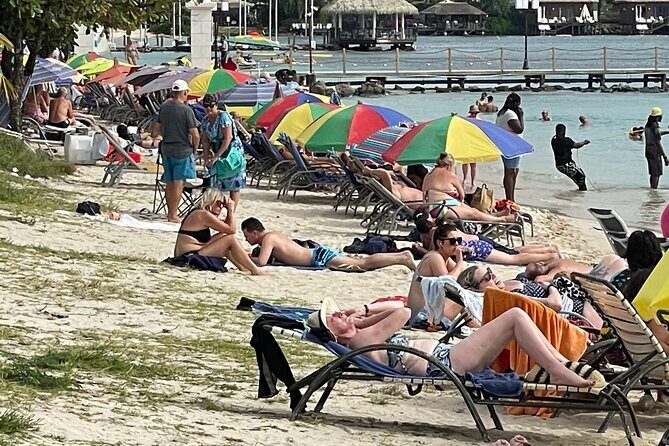 Saint Lucia Beach Tour with Free Entry - Key Points