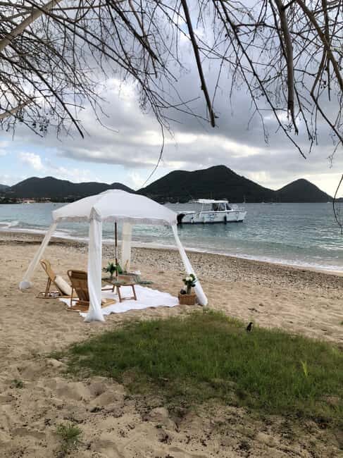 Saint Lucia: Sunset Soirée Beach Cabana Picnic - FAQ
