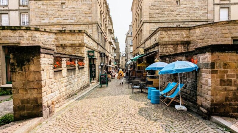 Saint Malo: Leisurely Stroll Through Historical Old Town - Since You Asked