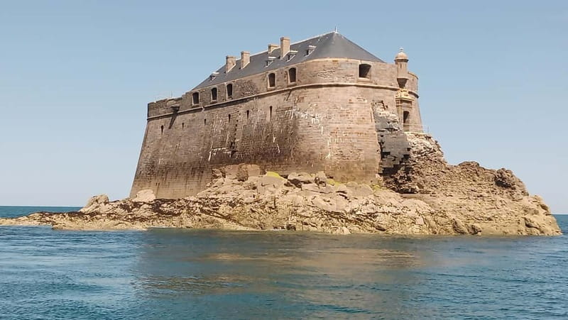 Saint-Malo: Sailing & discovering the Bay - FAQ