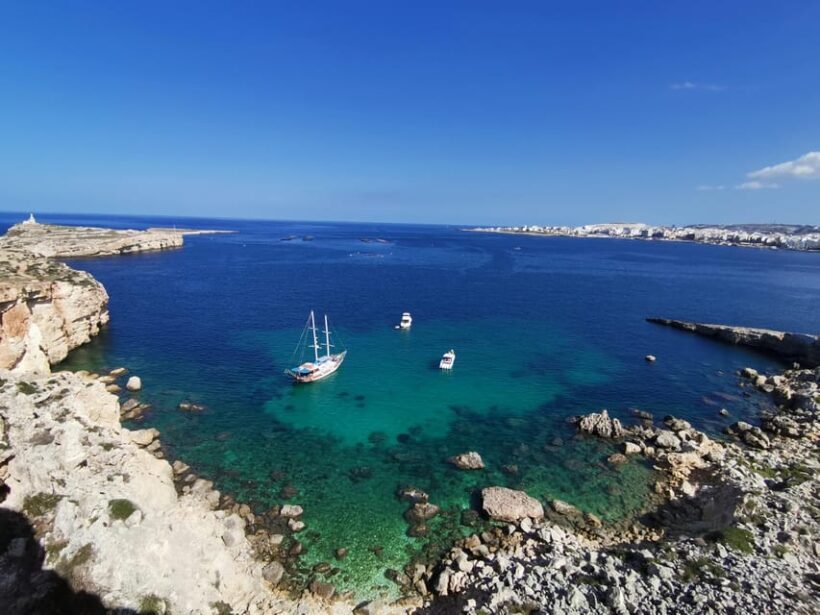 Saint Paul's Bay: Hiking Tour with Local Products Picnic - Key Points