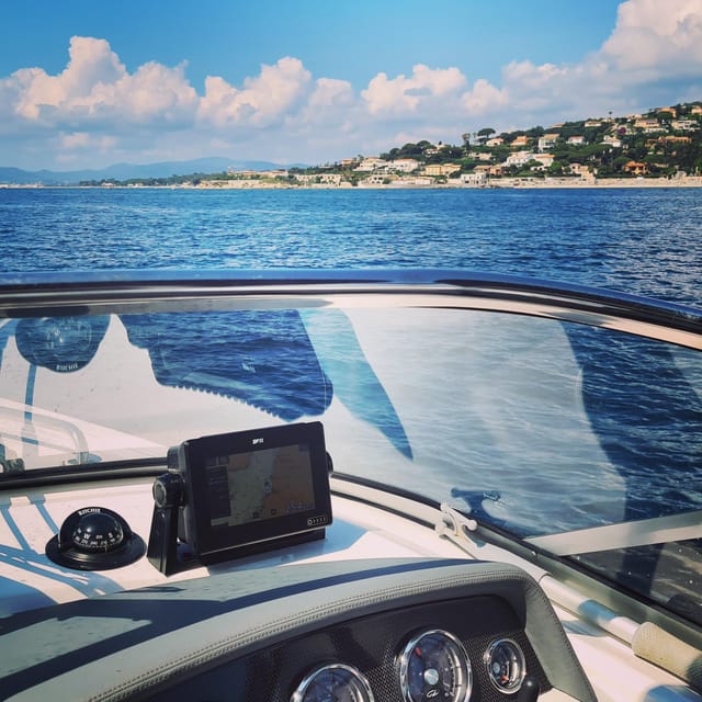 Sainte-Maxime: Golfe de Saint Tropez Private Boat Tour - Key Points