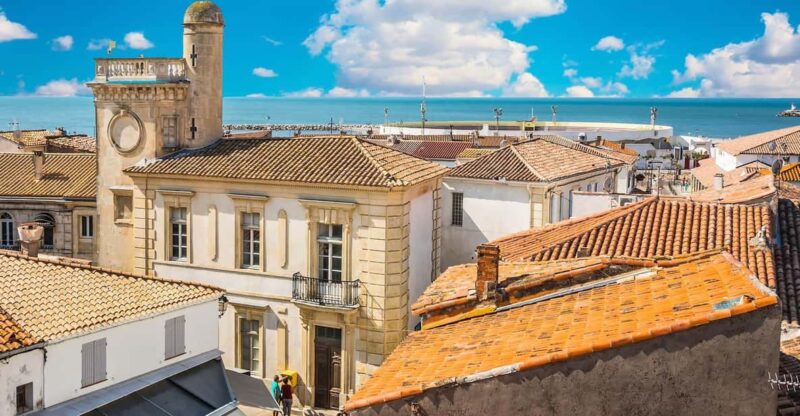 Saintes-Maries de la mer: At the heart of Camargue history - Key Points