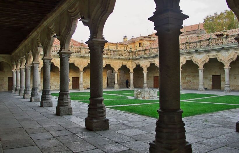 Salamanca: Private Guided Customizable Walking Tour - What to Expect from the Tour Experience