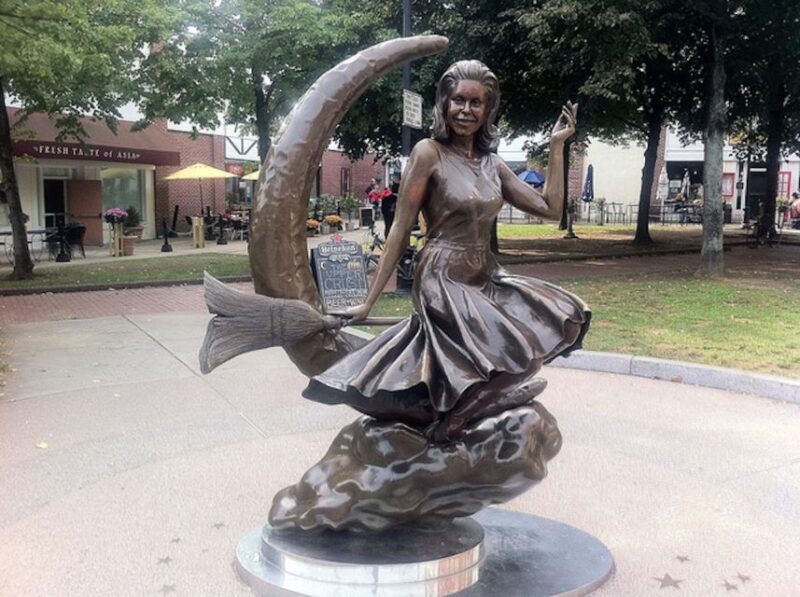 Salem 101 General History Tour - The Sum Up