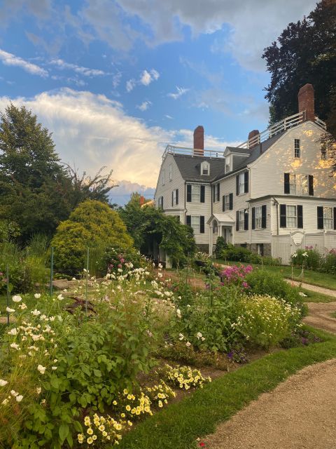 Salem, MA: History and Hauntings Guided Walking Tour - Who Will Enjoy This Tour?
