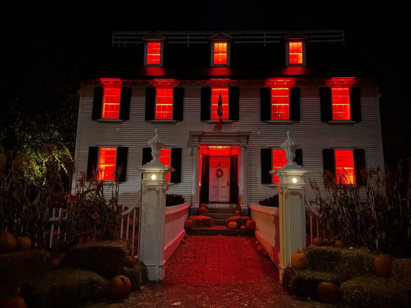 Salem, MA: Hocus Pocus Movie Guided Walking Tour - Guides and Reviews: Authentic Voices