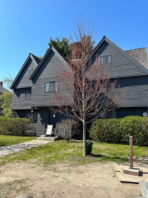 Salem, MA: Merchants & Mansions: an architecture tour - Authentic Stories and Local Insights