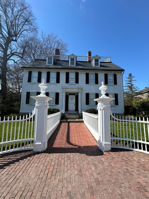 Salem, MA: Merchants & Mansions: an architecture tour - Practical Details and Value