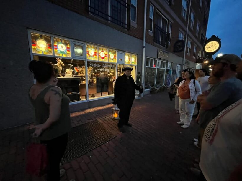 Salem: Vampires and Ghosts Walking Tour with Haunted Objects - What to Expect and Practical Tips
