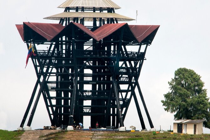 Salento, Cocora+Filand FULL PLAN. Exit: Pereira/Armenia. - Cocora Valley: Lush Landscapes and Towering Wax Palms