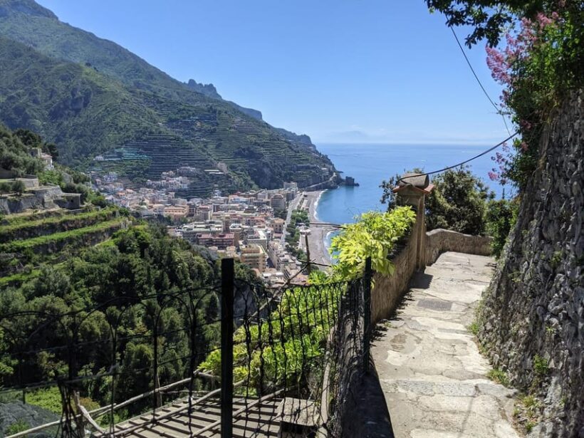 SALERNO: Easy Hiking Path of Lemons  Maiori and Minori - An Authentic Coastal Stroll with Stunning Views