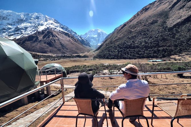 Salkantay Trek 4 Days to Machu Picchu by Glamping Sky Lodge Dome - Guides & Support Staff