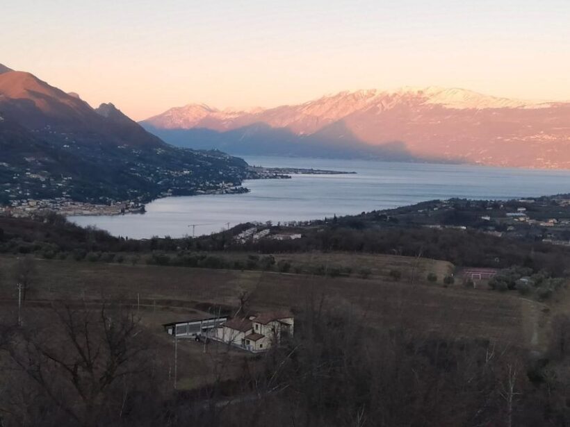 Salò: Tasting of 4 Valtenesi wines with local food - Key Points
