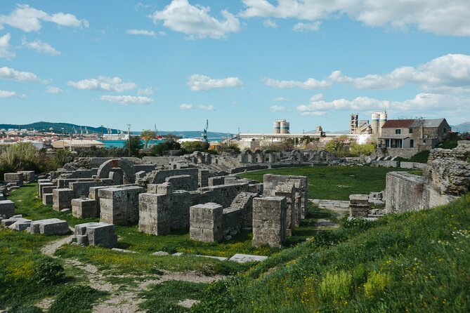 Salona & Amphitheater - Private guided tour - Admission incl. - The Sum Up