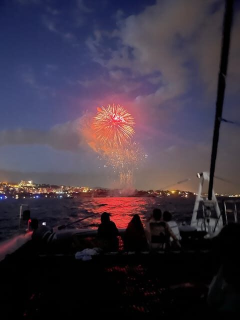 Salou's Fireworks 15th August Sail Catamaran - Key Points