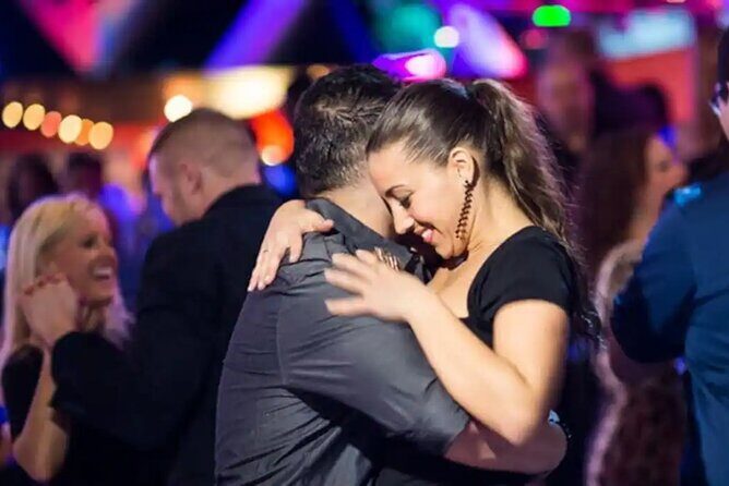 Salsa Dance Class and Nightlife Tour in San Juan - Discovering the Salsa Dance Class and Nightlife Tour in San Juan