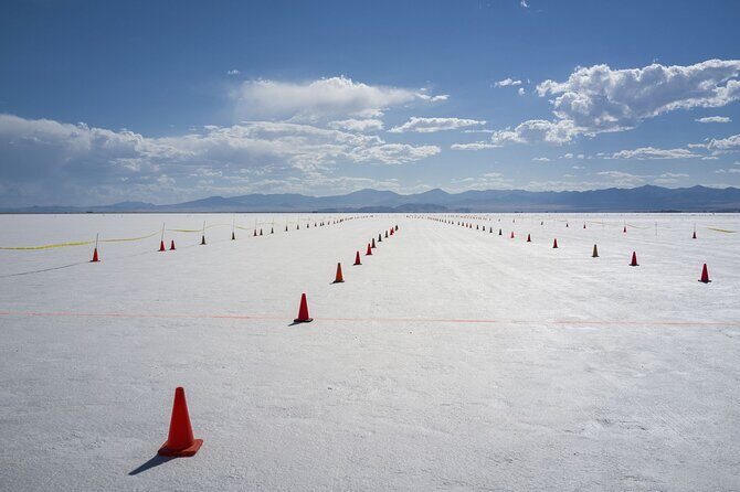Salt Lake City to Sky Mirror-Bonneville Salt Flats Half Day Tour - Key Points