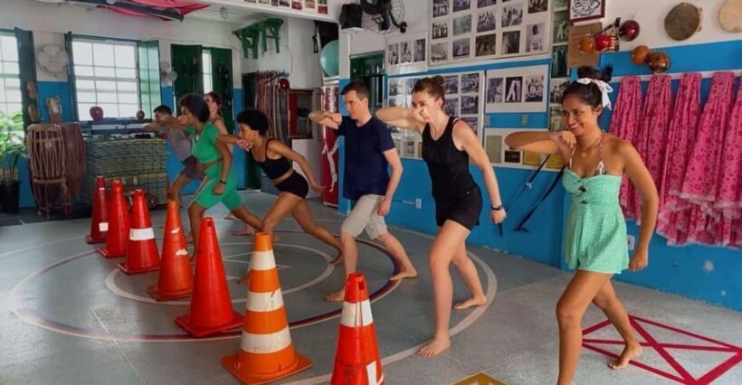 Salvador: Capoeira Class at Mestre Bimba's 1st Ever School. - Key Points