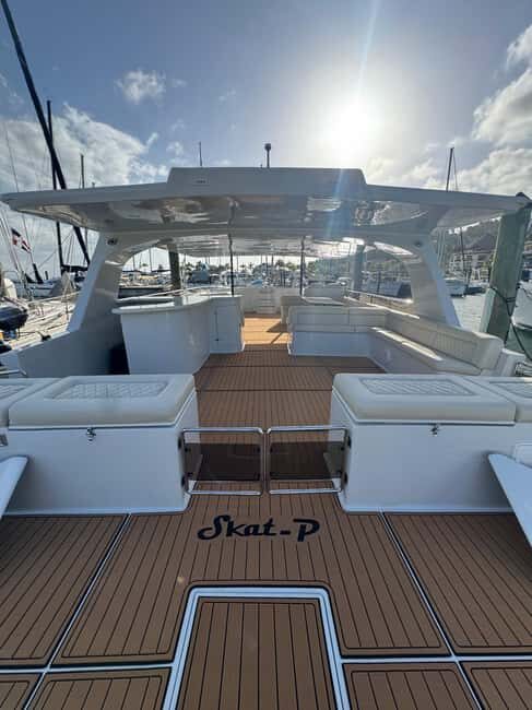 Samaná Bay Private Charter: Aboard Luxurious Power Catamaran - Setting Sail in Samaná Bay: What to Expect